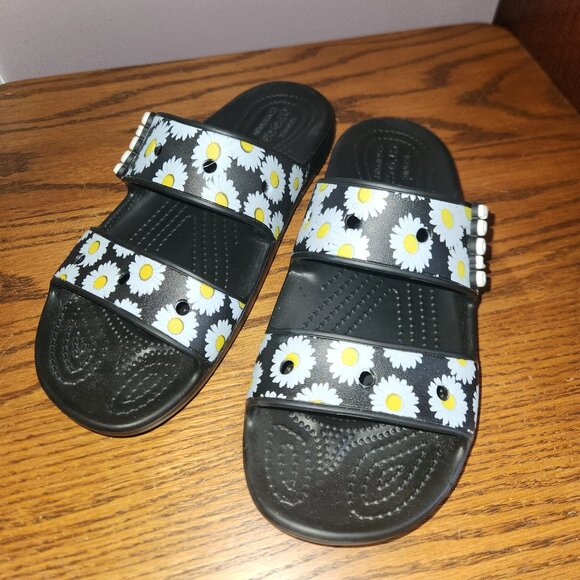 CROCS | Shoes | Crocs Daisy Floral Print Slide Sandals W8 M6 | Poshmark